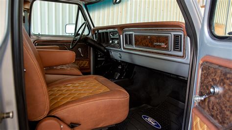 1979 Ford F150 4x4 Interior