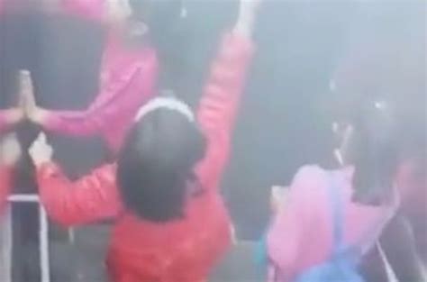 Eish Wena Cctv Footage Of Girls Being Stuck In Elevator Viral Video