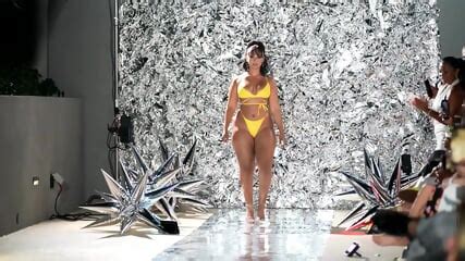 Camila Bernal V Marissa Dubois Fusion Fashion Events Miami Art Basel