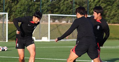 밝은 분위기 속 훈련