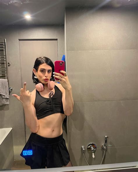 Хилми Форкс слив шокирующих фото