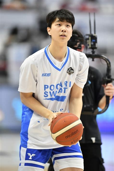Kcc도 식은땀 흘리게 한 亞 Mvp 이주영 “대학에서도 최고를 목표로” Mk스포츠