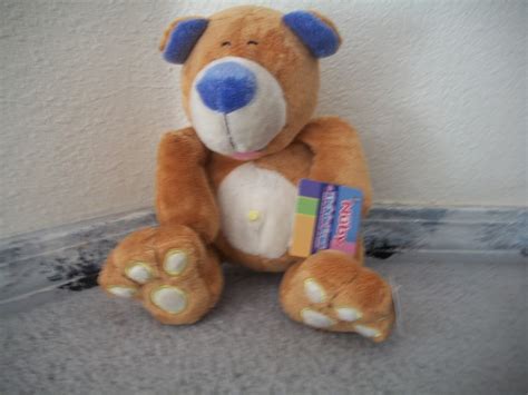 Nuby Tickle Toes Bear