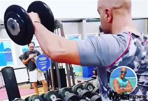 آموزش فیتنس حرکت پارالاکس سرشانه و کتف