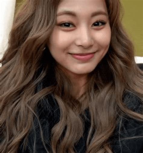 Happy Tzuyu Day R Tzuyuchou