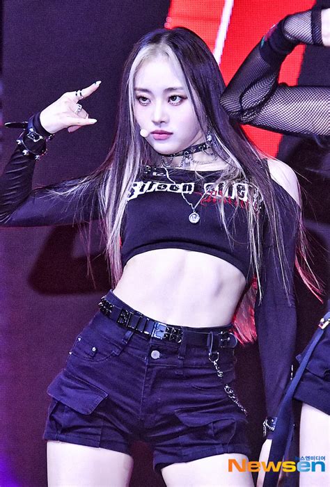 빌리 Billlie 션 역대급 시크미 [포토엔hd] 손에 잡히는 뉴스 눈에 보이는 뉴스 뉴스엔