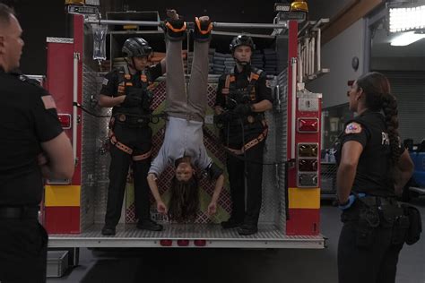 9 1 1 Lone Star Season 4 Episode 7 Photos Cast And Plot