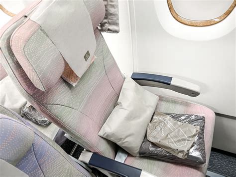 Emirates Airlines Economy Class Review