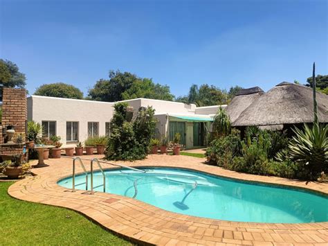 House For Sale Van Riebeeck Park Kempton Park Ktp1730378 Pam