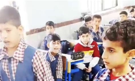 فیلمی جنجالی از تنبک نوازی خانوم معلم در کلاس برای بهبود یادگیری