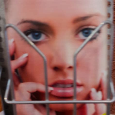 Девушка из Сочи в поиске содержателя объявление с фото СОДЕРЖАНКИ