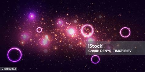 보라색 마법의 배경입니다 우주 원소의 밝은 폭발 별의 눈부심 입자의 섬광 곡선에 대한 스톡 벡터 아트 및 기타 이미지 곡선 광선 광학 작용 Istock