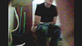 Camera Escondida Mostra Mulher Fazendo Xixi Cnn Amador