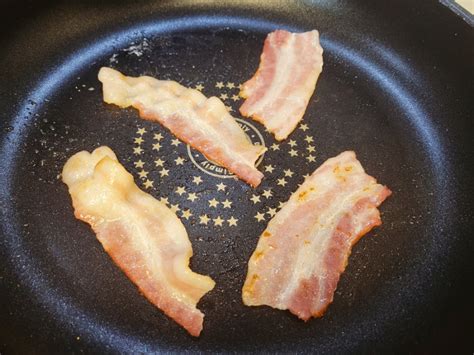 에그드랍 샌드위치 토스트 만들기 ~ 간단한 베이컨 에그 샌드위치