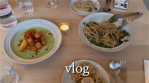 Vlog직장인 브이로그재택근무퇴근후일상🐶강아지브이로그꽃수업🎄트리and갈란드만들기크리스마스 네일나홀로 호캉스강아지 패딩눈오는 날일상기록🍄불닭팽이버섯만들기