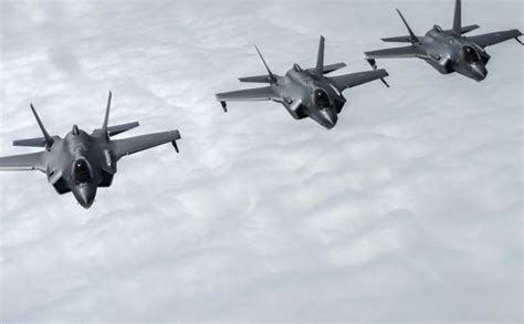 Италијански ловци Ф 35 активирани у Балтику