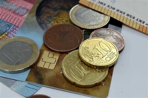 무료 사진 은행 동전 신용 경제 성장 투자 대출 돈 트레이딩 현금 동전