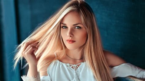 🔥 60 Lovely Girl Wallpapers Wallpapersafari 🔥 60 Lovely Girl Wallpapers Wallpapersafari