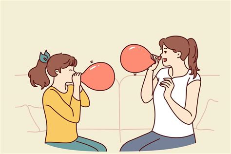 Madre Y Hija Inflar Globos Sentado En Sofá A Decorar Departamento Para