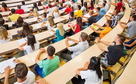 4 Tips For Running A Large University Class By Gradescope Gradescope Blog Medium