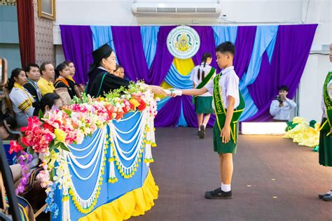 พิธีมอบวุฒิบัตร โรงเรียนโชคชัยหทัยราษฎร์