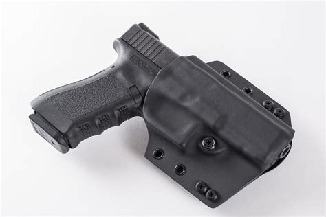 Sig Sauer P220 With Rail Owb Holster Incognito Concealment