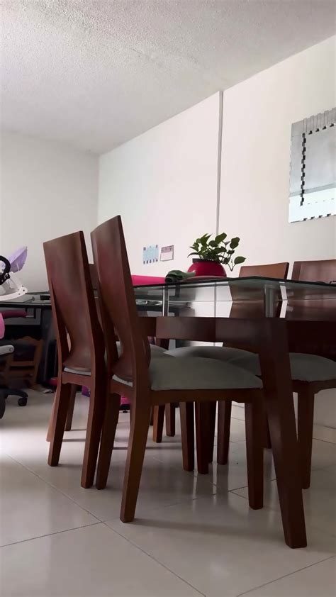 Цөлийн дундах горилла ус гуйж бар түүнд кокс өгдөг 4 Eporner