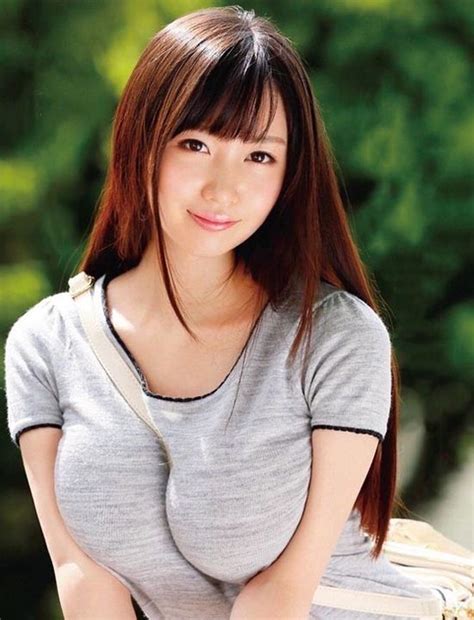 Aika Yumeno Cosplay Idol