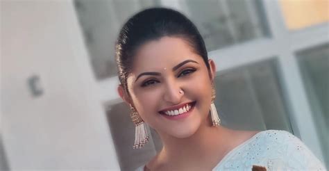 ছেলের হাতে জন্মদিনের কেক কাটব পরীমণি