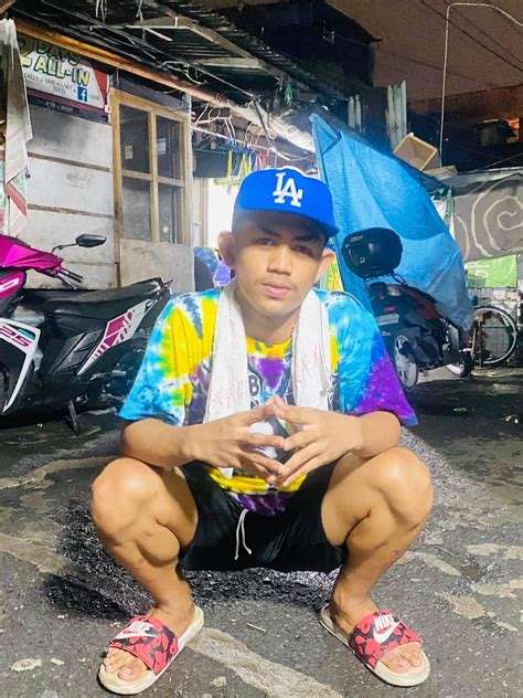 Franz John Nelson On Twitter Pag Etong Post Na To Nakaabot Ng Retweets And Comments