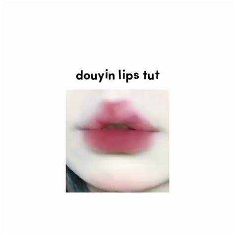 آموزش میکاپ لب کره‌ایکیوت لند