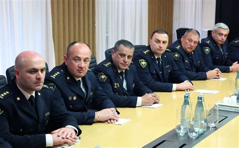 შინაგან შინაგან საქმეთა მინისტრმა გელა გელაძემ საპატრულო პოლიციის დეპარტამენტის ხელმძღვანელ