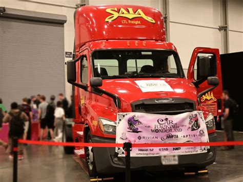 世界最高峰のセキュリティコンテストが開催されるdef Con 32｜car Hacking Village 参加レポート｜ブログ｜nriセキュア