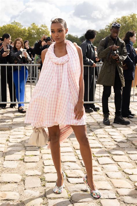 Sophie Wilde Stuns At Loewe Arrivals During Paris Fashion Week Celebmafia