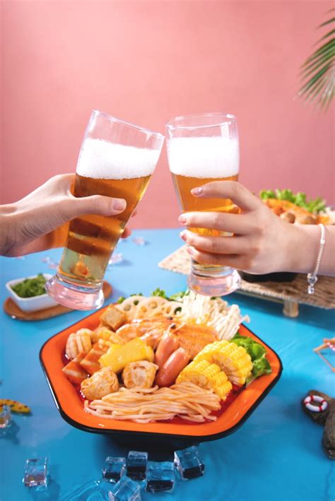 餐饮行业现状和前景 麻辣烫加盟 餐饮加盟 特色麻辣拌小吃 张亮麻辣烫加盟官网