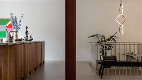 House With Four Columns Created By Unknown Architects In Amsterdam