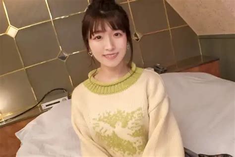 【シロウトtv】卑猥な音を立てておまんこをびしょ濡れにするお団子ヘア東北美人の恥じらいsex【無料av動画】