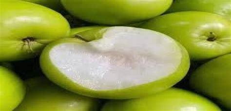 ကန့်ဘလူမြို့ဘုရားကြီးဈေးတွင် ရောင်းချနေသော ဇီးချိုသီး ဈေးနှုန်း အခြေအနေ Consumer