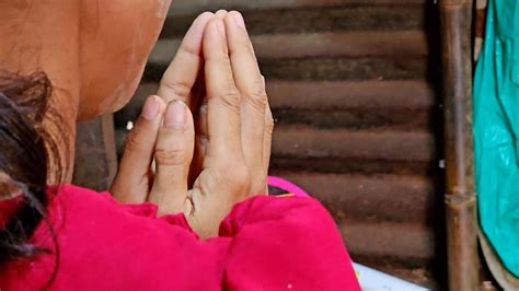 ဆင်းရဲမွဲတေမှုကြောင့် လိင်ဖျော်ဖြေသူ ဖြစ်နေရတဲ့အမျိုးသမီး — မြန်မာဌာန