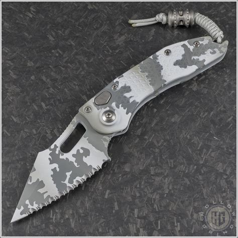 Microtech Knives Arctic Camo Stitch Clip Point Automatic Folder Sa