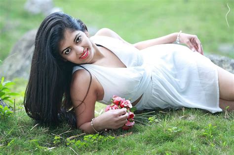 Reena Sharma A Model From Taiwan Model Management