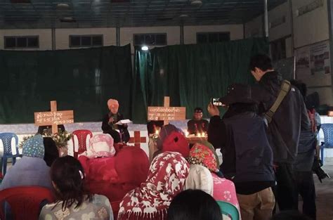 သုးကီၣ်ကး လဲၤတ့ၫ်လီၤမ့ၣ်ပိၫ်လၢကဘီယူၤအဃိ ပှၤကၠိဖိလၢသံတဖၣ် ဘၣ်တၫ်ခူၣ်လီၤခူသူၣ်အီၤ Radio2karen