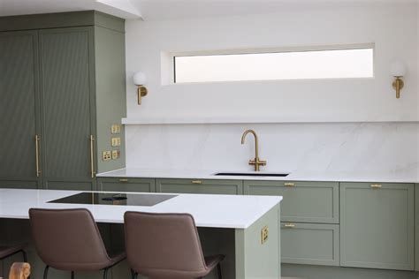 How To Install Floating Quartz Shelf At Susan Cummings Blog