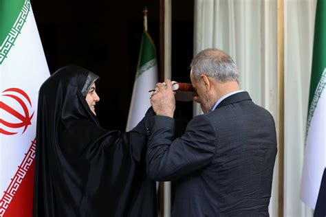 دختر پزشکیان بازهم پدر را از زیر قرآن رد کرد و اینبار ورود به پاستور