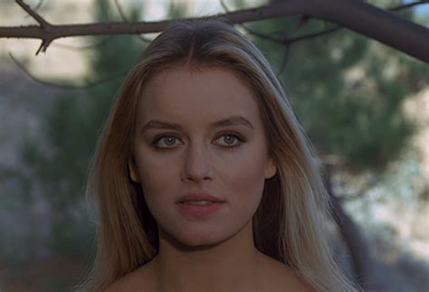 Gloria Guida 1975 R Oldschoolhot