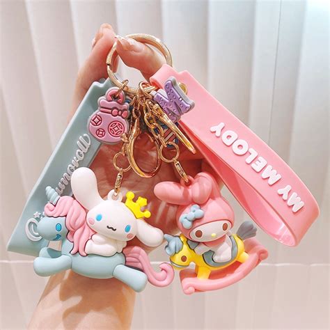 正版 三麗鷗 大耳狗 美樂蒂 Hello Kitty 鑰匙圈 鑰匙扣 汽車鑰匙 包包 掛件 小飾品 吊飾 D 三麗鷗 蝦皮購物