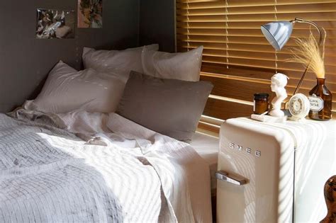 집꾸미기 On Instagram 그레이 컬러로 완성한 침실🛏 Nnopromise 님의 집꾸미기🏠 🔍집꾸미기 매거진 1142호 中 여행 가서 호텔에