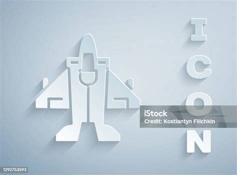 회색 배경에 격리 된 제트 전투기 아이콘을 잘라 종이 군용기 종이 아트 스타일 벡터 미사일에 대한 스톡 벡터 아트 및 기타 이미지 미사일 아이콘 3차원 형태 Istock