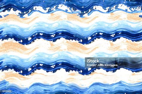 손으로 그린 파란색과 골드 브러시 스트로크는 매끄러운 패턴을 Swash 페인트 스워치 얼룩 배경 벽지 구아슈에 대한 스톡 벡터 아트 및 기타 이미지 Istock