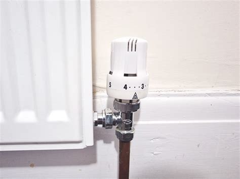 How To Fully Close A Thermostatic Radiator Valve At Elvira Milton Blog